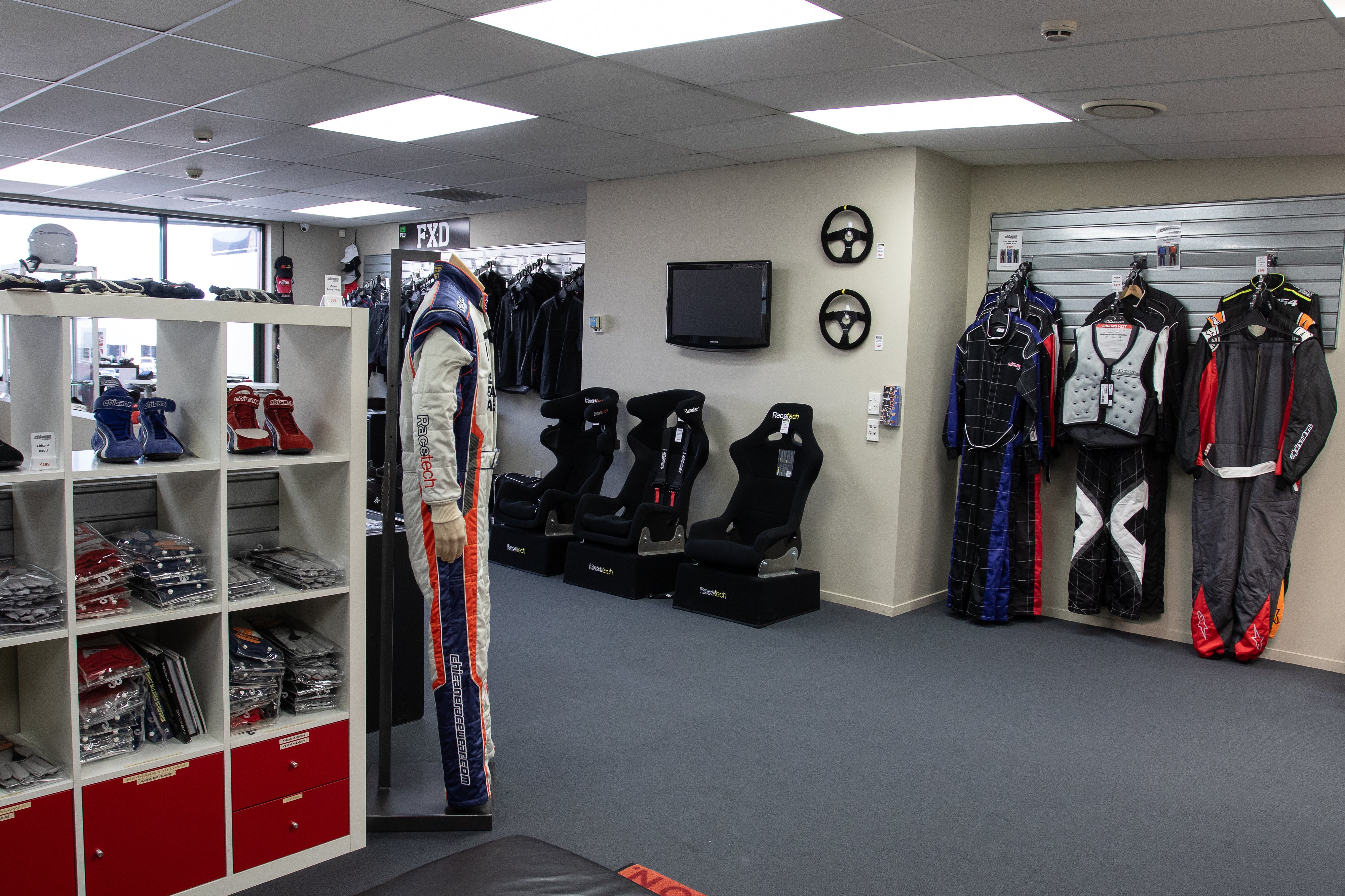 Information and V.I.P Card — Chicane Racewear